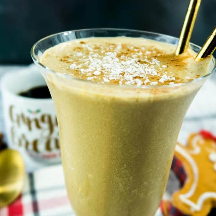 Healthy Gingerbread Breakfast Smoothie - Apples for CJ